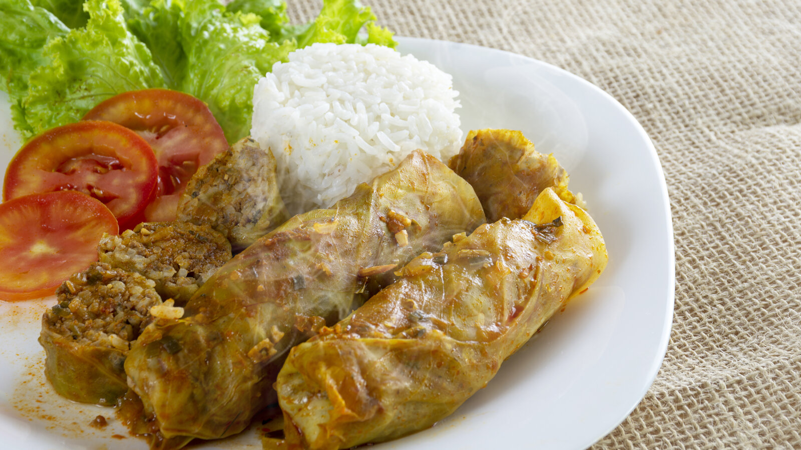 Charutinho de Repolho: receita em apenas 6 passos! | Blog Evino